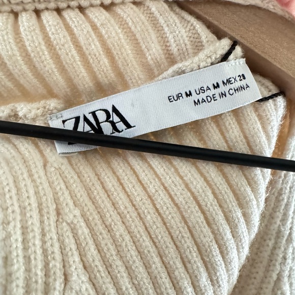 Zara | Sweaters | Zara Cream Ribbed Shrug Turtle Neck Longsleeve Nwot ...